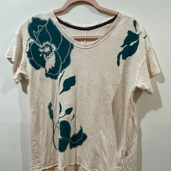 Pilcro | Tops | Pilcro Anthropologie Floral Print Tee Shirt Size Small ...